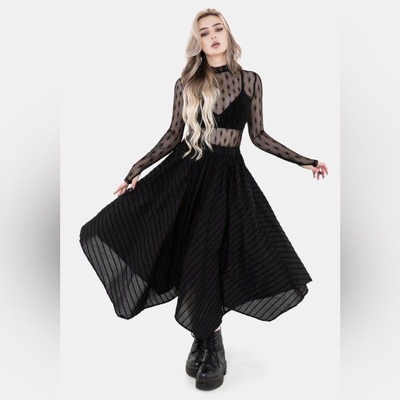 Disturbia | Skirts | Nwt Disturbia Blythe Handkerchief Hem Midaxi ...